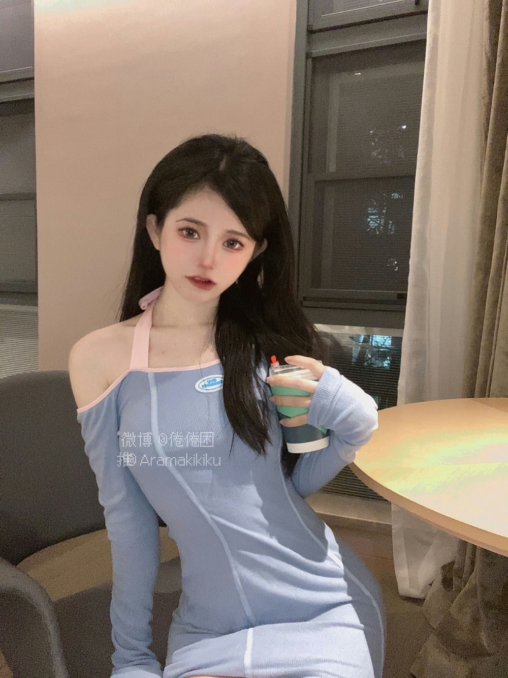 倦倦喵 – 蓝莓皮肤 [32P+2V/270MB] – 雪花次元